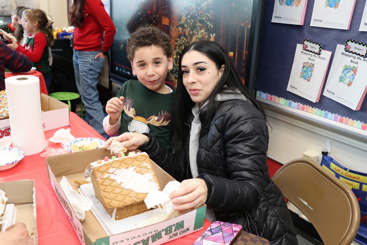 GAMS Students and Families Build Gingerbread Houses Together- News - NECSD